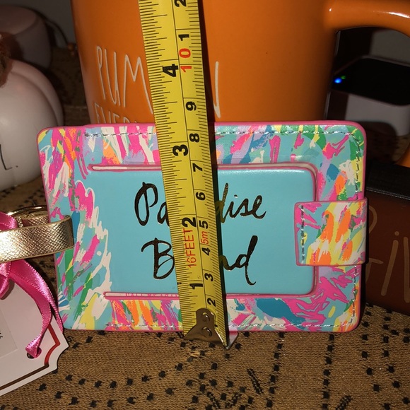 Lilly Pulitzer | Accessories | Lilly Pulitzer Paradise Bound Luggage ...